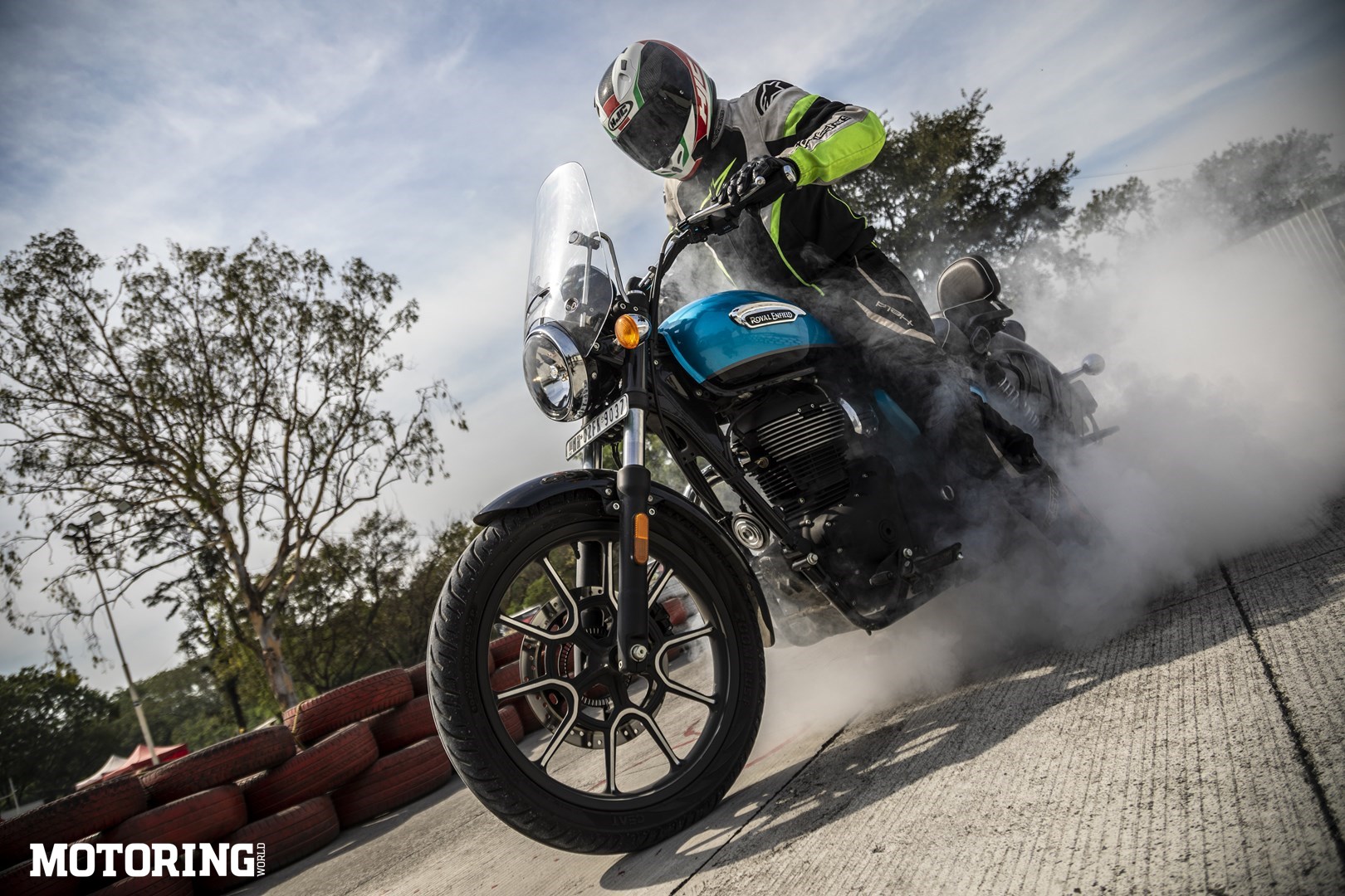 RE Meteor 350 VS Honda H’Ness CB350 VS Hero Xtreme 160R VS KTM 390 ...