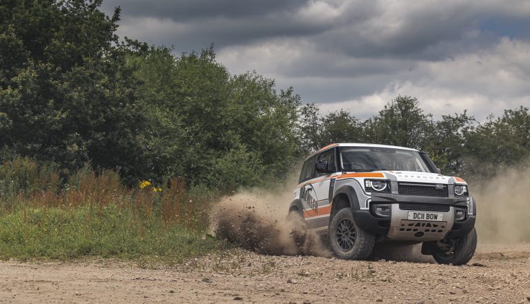 This Land Rover Defender goes rallying in the Bowler Defener Challenge ...