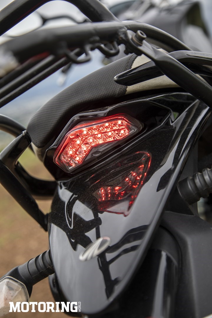Mahindra Mojo BS6 Review: A Matter Of Fate - Motoring World