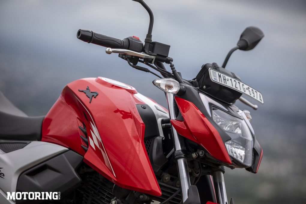 Apache RTR 160 4V Review: New Ascents - Motoring World