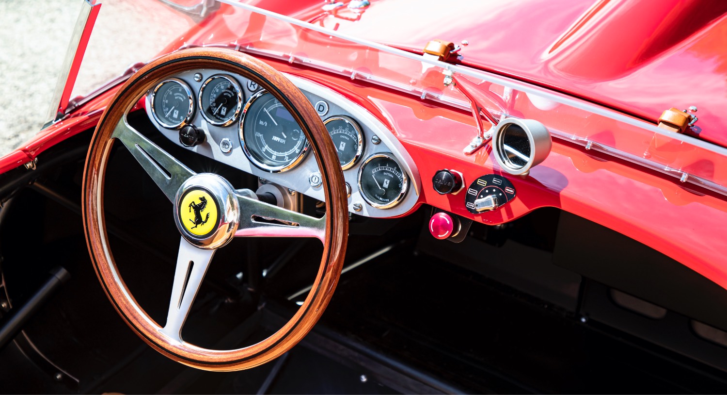 Little Car Company's electric Ferrari 250 Testa Rossa Replica unveiled ...