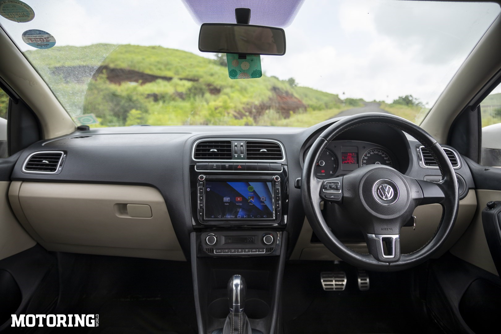 Volkswagen Polo GT TSI AT VS Polo GT TSI DSG: Automatic Choice ...