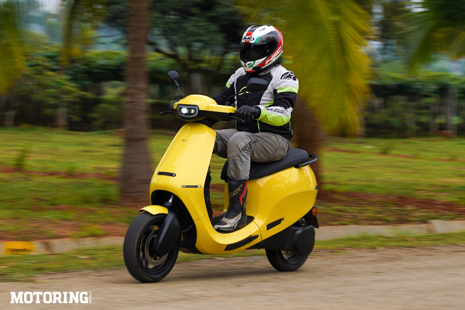 Ola S1 Pro First Ride Review Lemon Tart Motoring World Ola S1 Pro First Ride Review Lemon Tart Motoring World