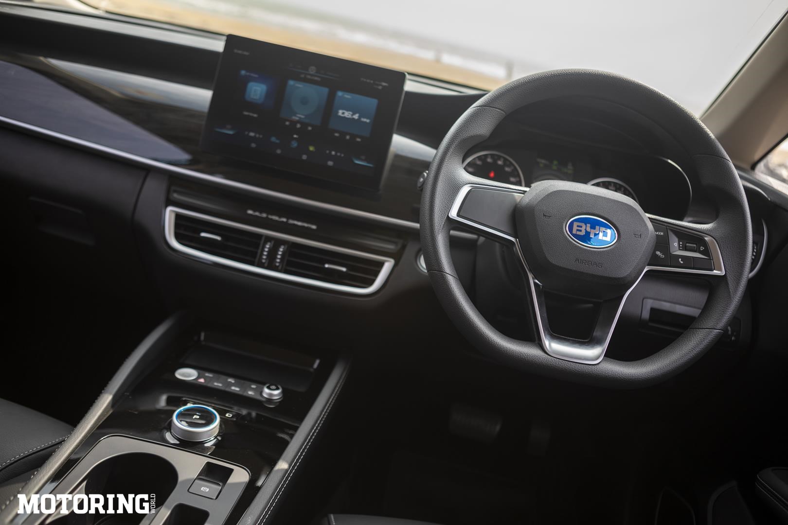 BYD e6 Review: Charging Ahead - Motoring World