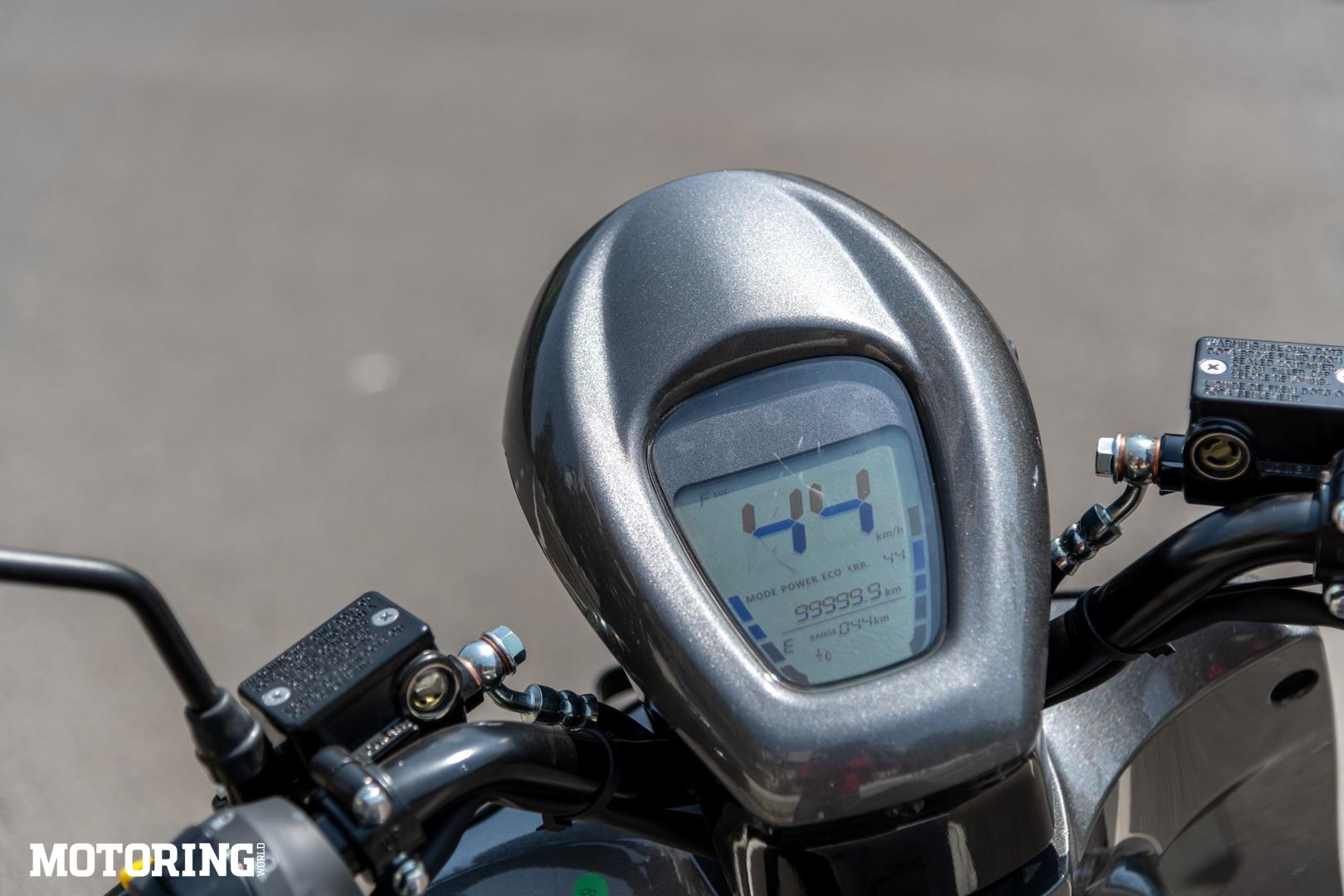 Bounce Infinity E1 Review: Easy Rider - Motoring World