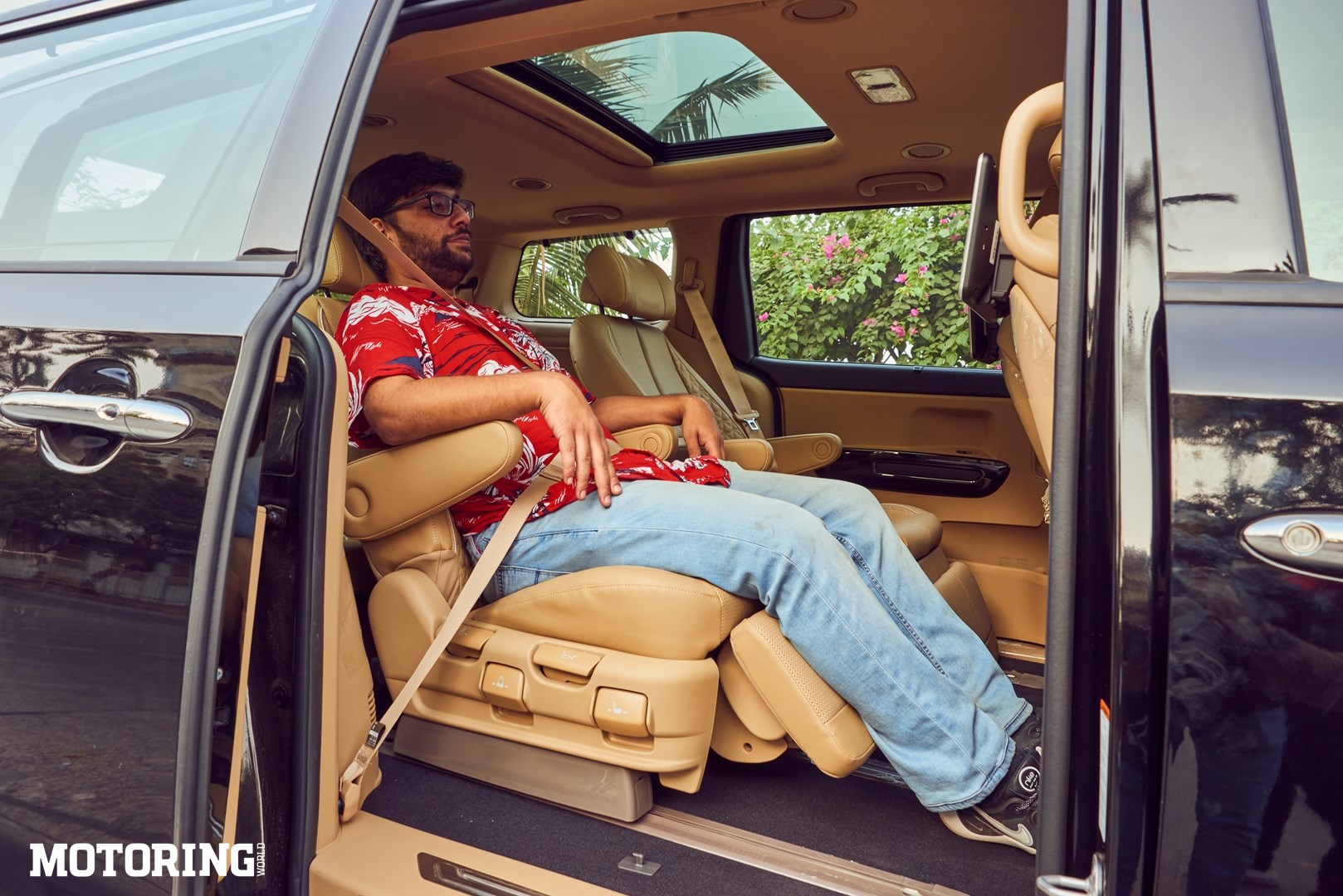 Kia Carnival and Volkswagen Type 2: Counter Car Culture - Motoring World