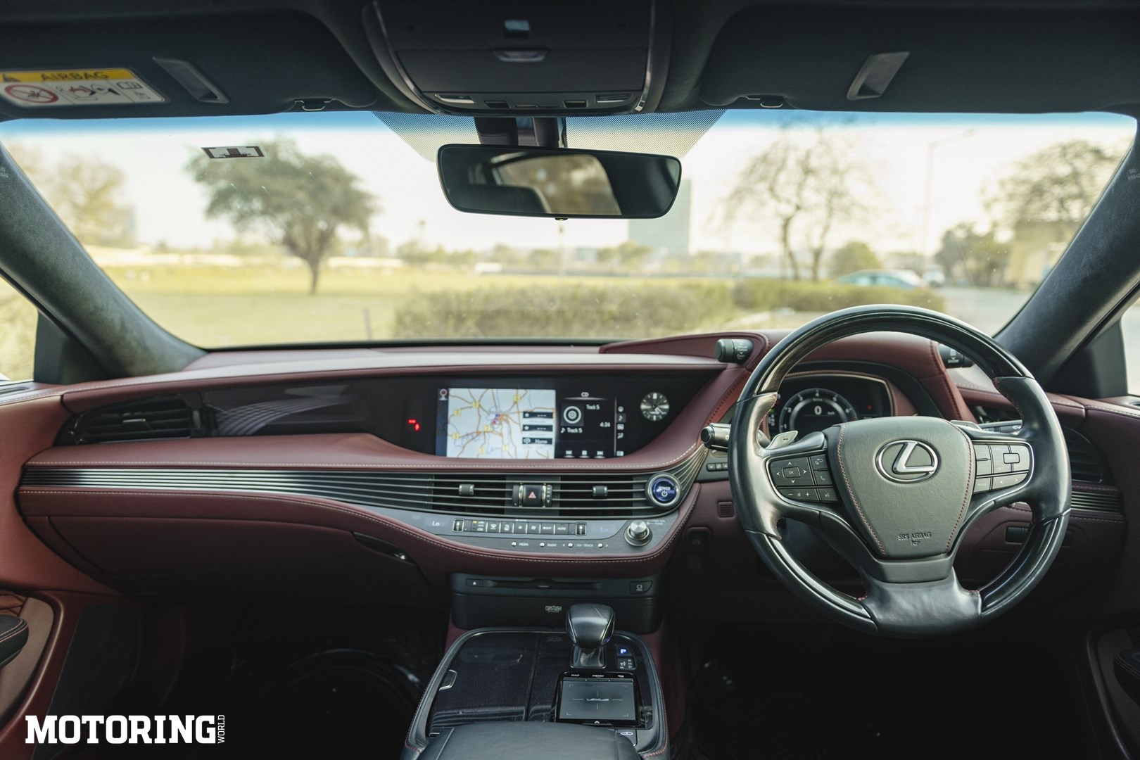 Mercedes-Benz S-Class VS Lexus LS 500h: Six Appeal - Motoring World