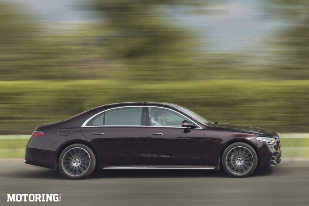 Mercedes-Benz S-Class VS Lexus LS 500h: Six Appeal - Motoring World