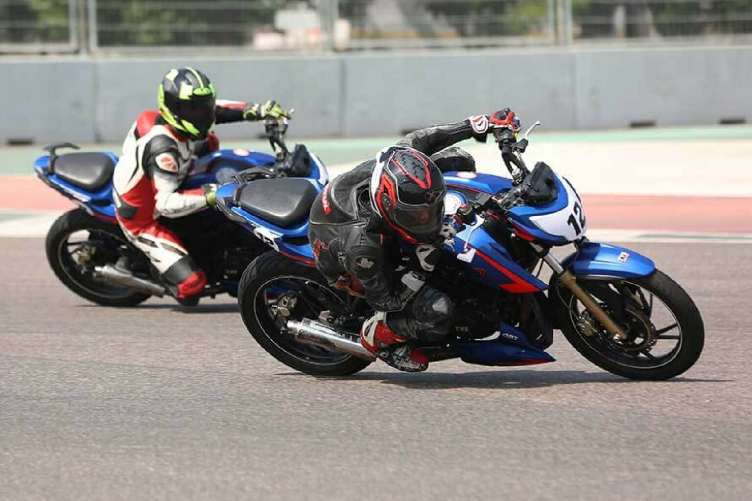 7 Top Premium Mid-Sized Motorcycles To Buy - Motoring World