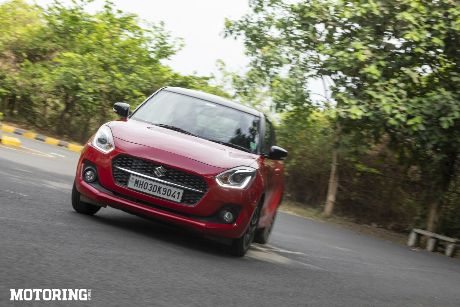 Maruti Suzuki Esteem VS Maruti Suzuki Swift: The Distinguished And The ...