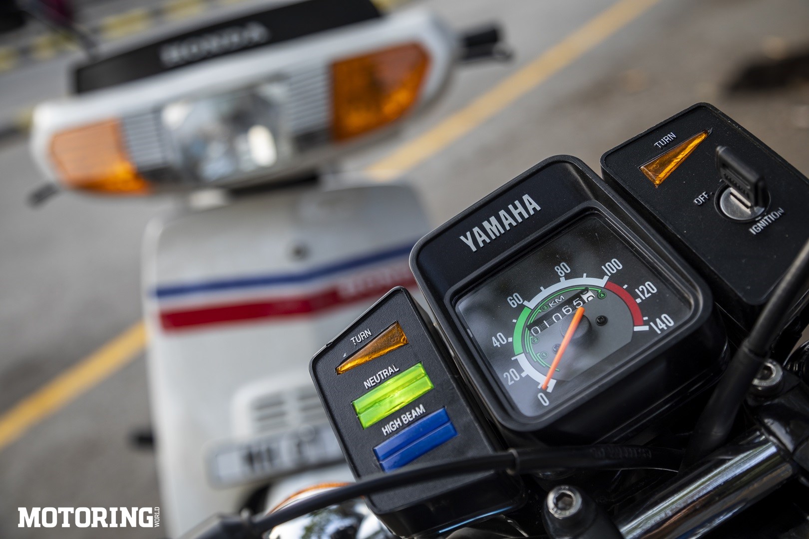 Yamaha RX 100 VS Kinetic Honda DX: BFFS! - Motoring World