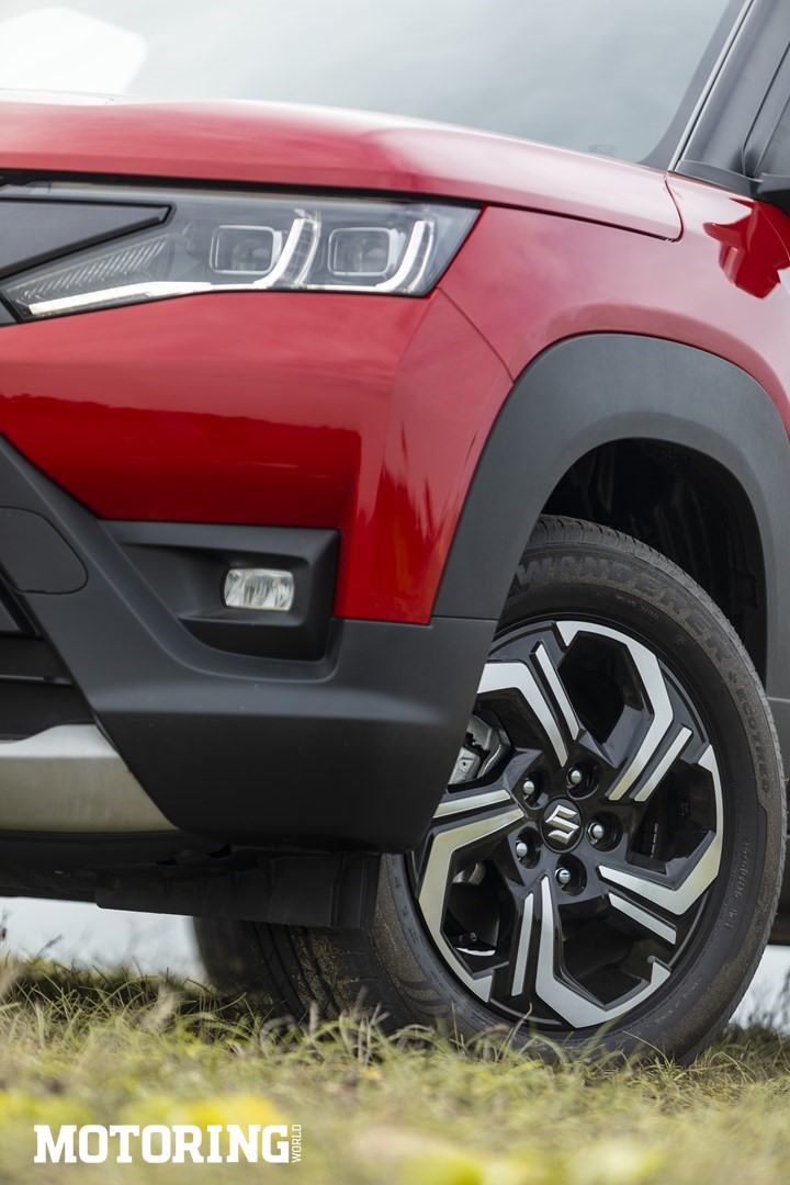 Maruti Suzuki Brezza Review: Breezy Appeal - Motoring World