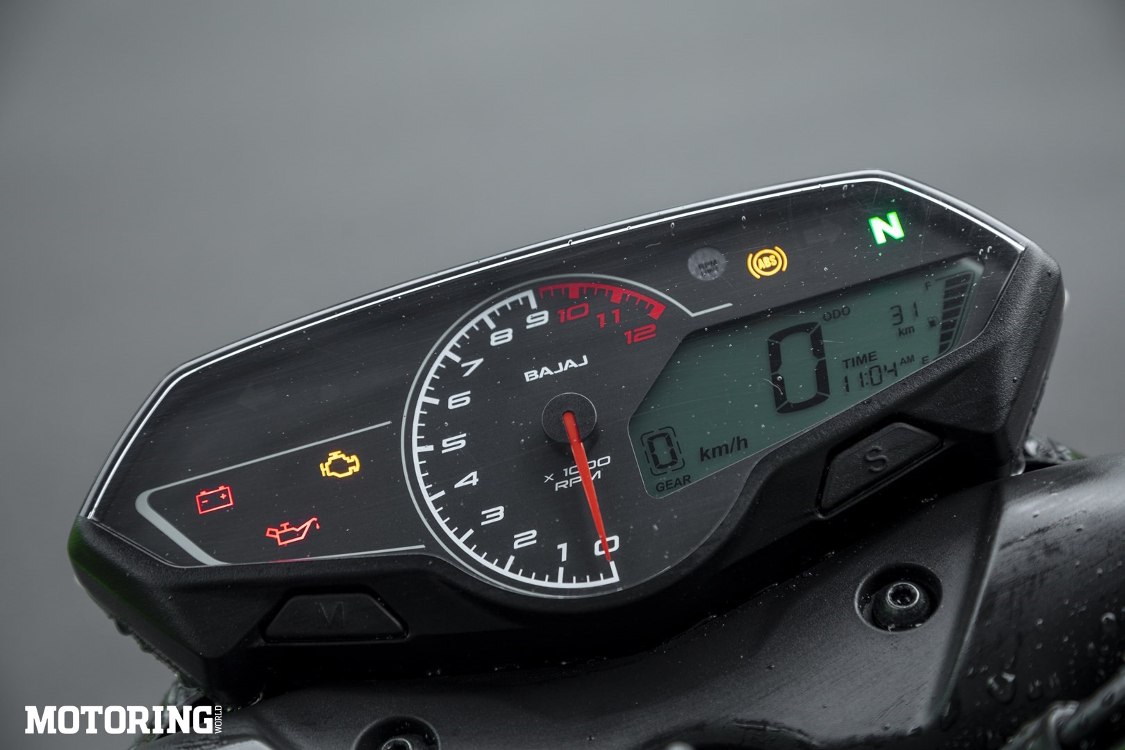 Bajaj Pulsar N160 Review: Bad Boy Is Back! - Motoring World