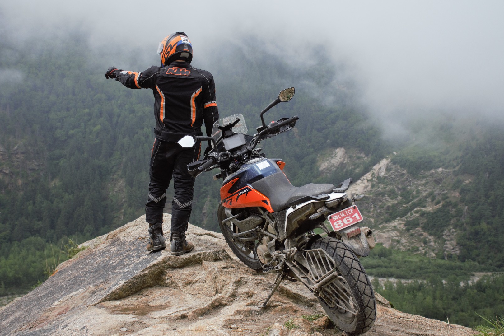 KTM Pro-XP Riders Complete Spiti Adventure Tour - Motoring World