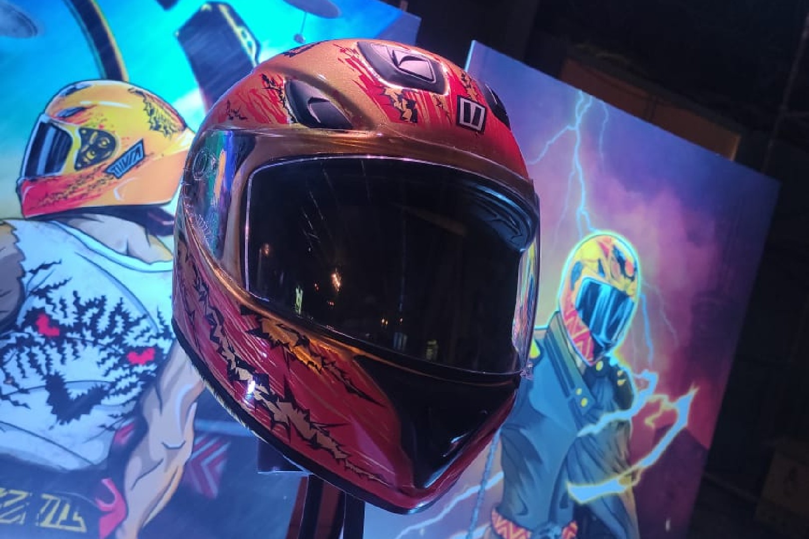 Tiivra launches composite fibre helmet range - Motoring World