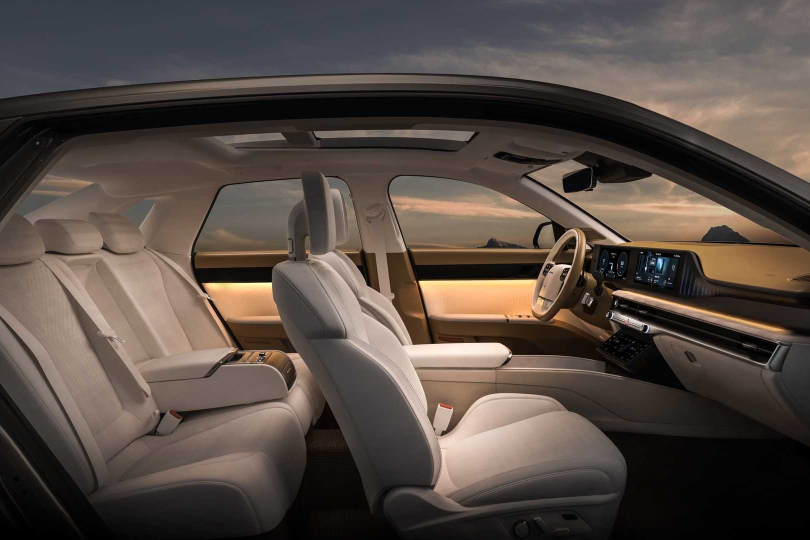 Hyundai unveils the all-new Grandeur flagship sedan - Motoring World