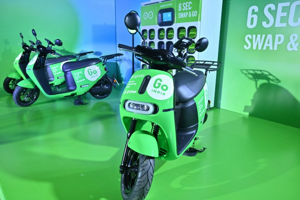 Gogoro and Zypp Electric launch battery-swapping pilot - Motoring World