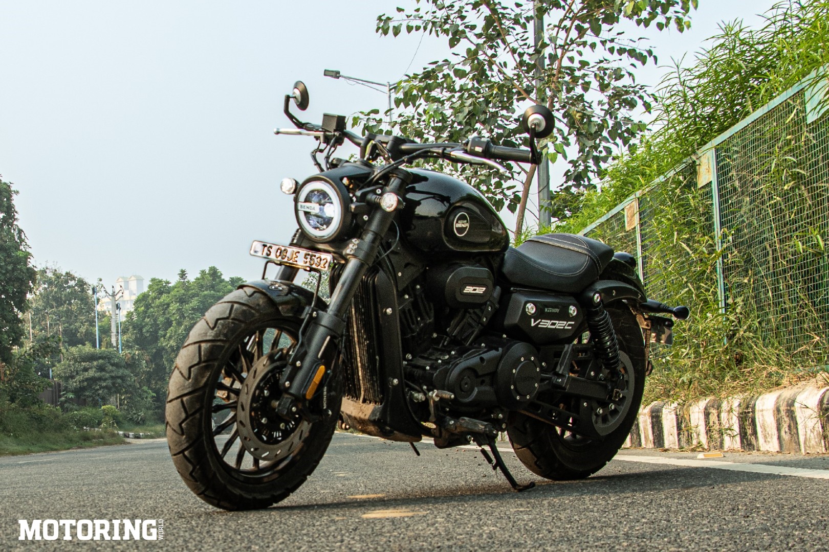 Keeway V302C Review: Off-Centre - Motoring World