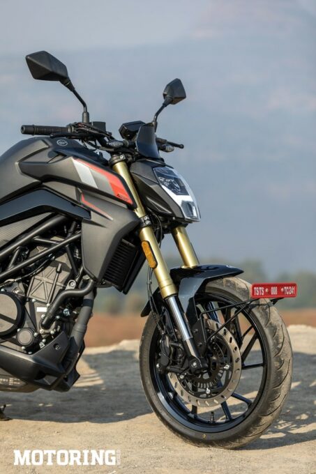 Keeway K300 N Review: Naked Luxuries - Motoring World