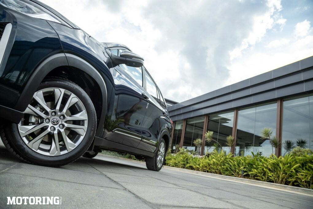 Toyota Innova Hycross Review: Riding HY - Motoring World