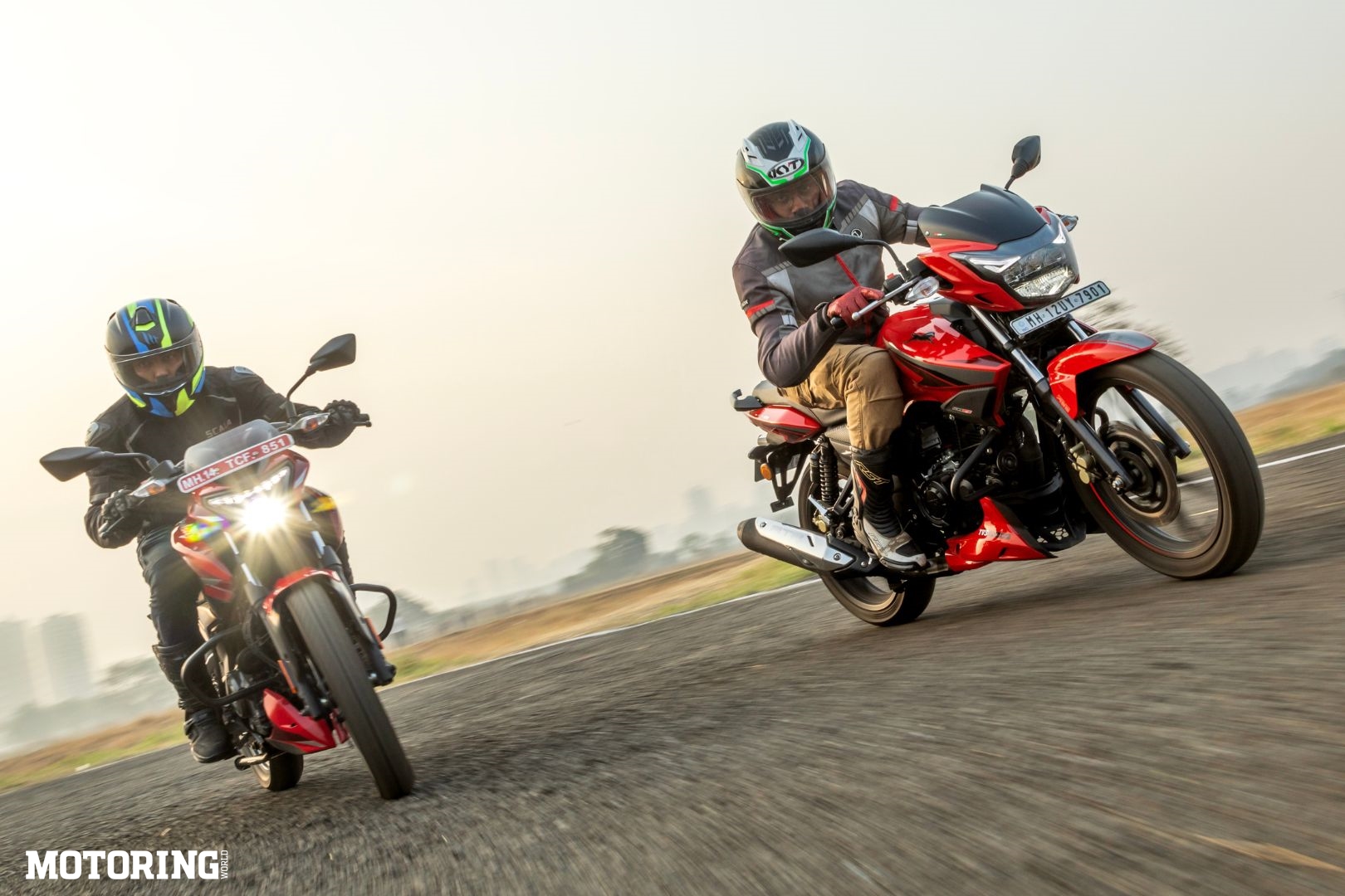 Bajaj Pulsar P150 VS TVS Apache RTR 160 2V: Uppercut Dominance ...