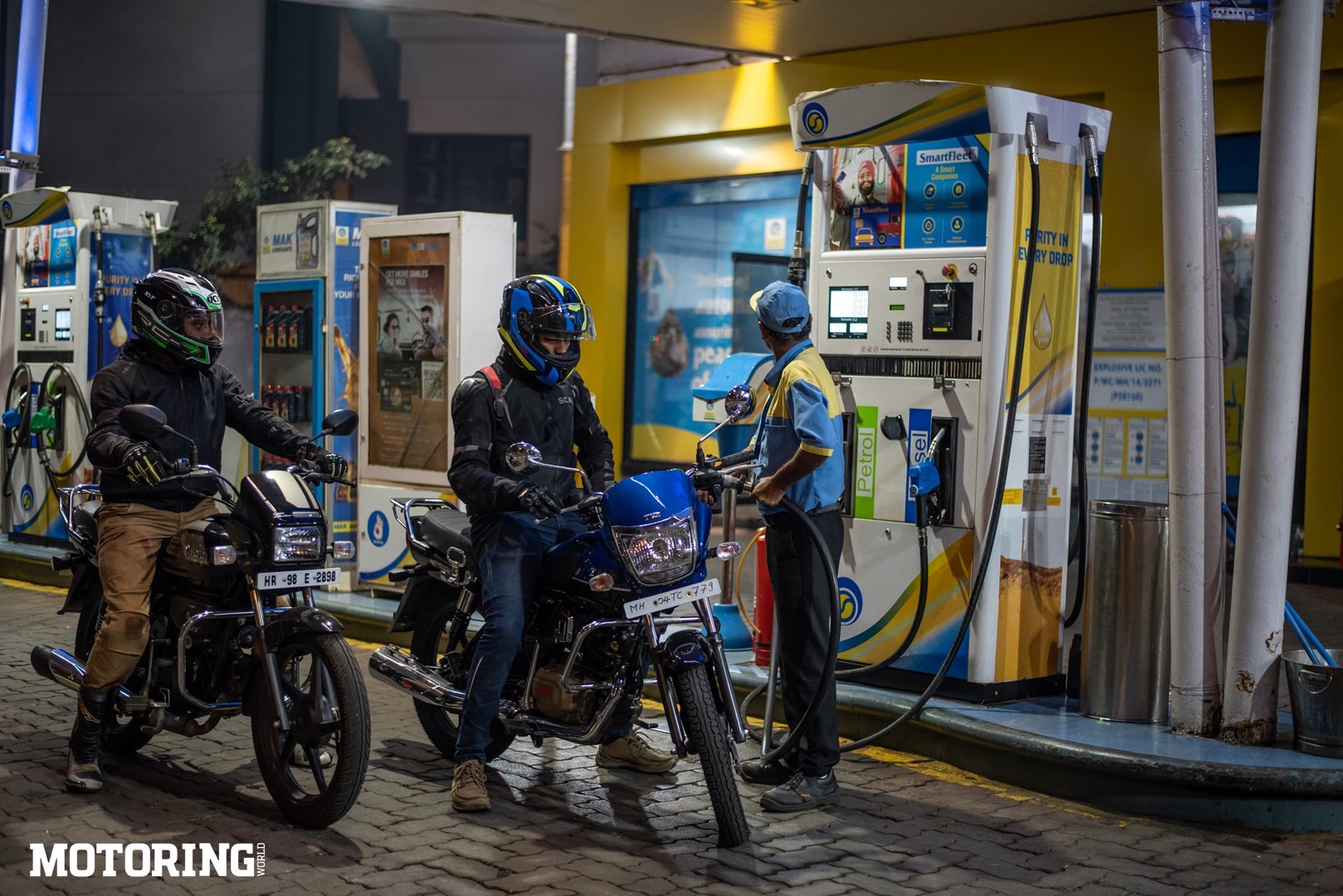 Hero Splendor VS TVS Radeon: Frugal Fun - Motoring World