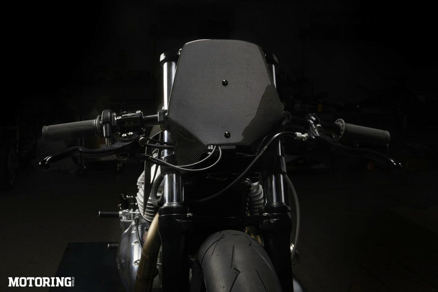 Bad Winners Pegasus L'etalon Noir modifed Royal Enfield Continental GT ...