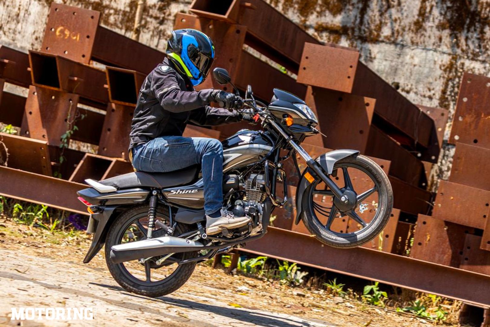 Honda Shine 100 Review: Shining Shimmering - Motoring World