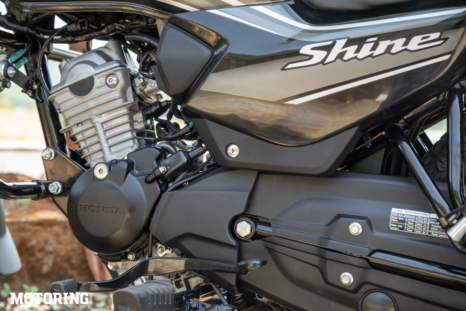 Honda Shine 100 Review: Shining Shimmering - Motoring World