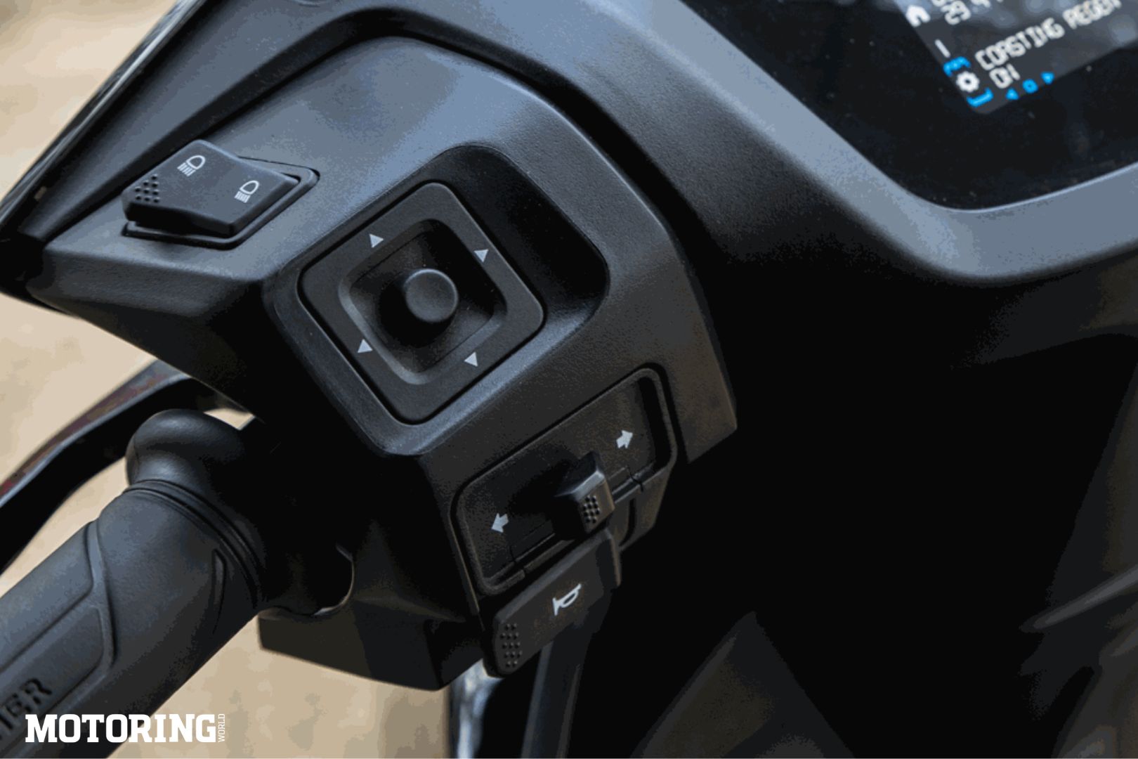 Ather 450S First Ride Review: Less Is More? - Motoring World