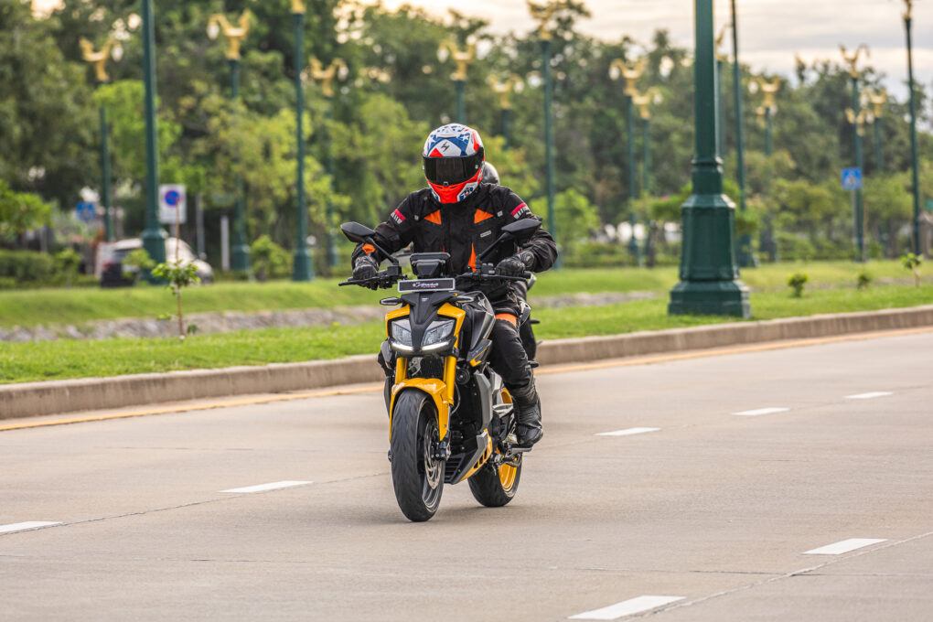 TVS Apache RTR 310 First Ride Review: More Of Everything! - Motoring World