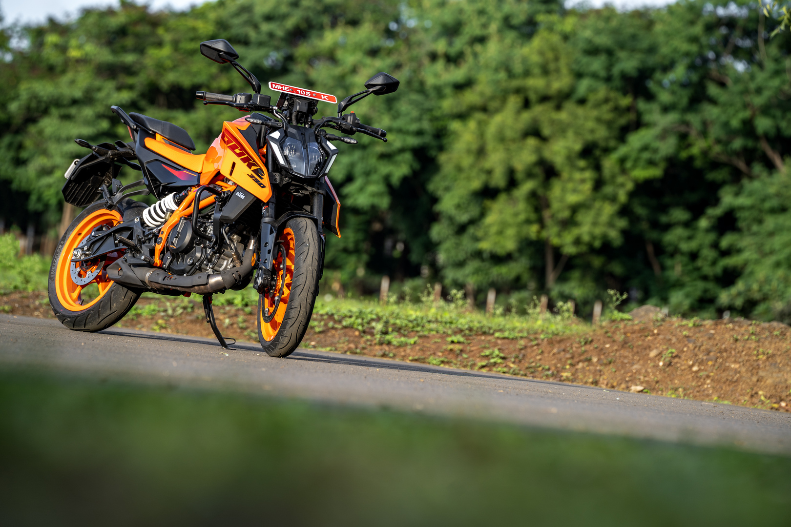 2024 KTM 390 Duke First Ride Review — Mental Condition! - Motoring World