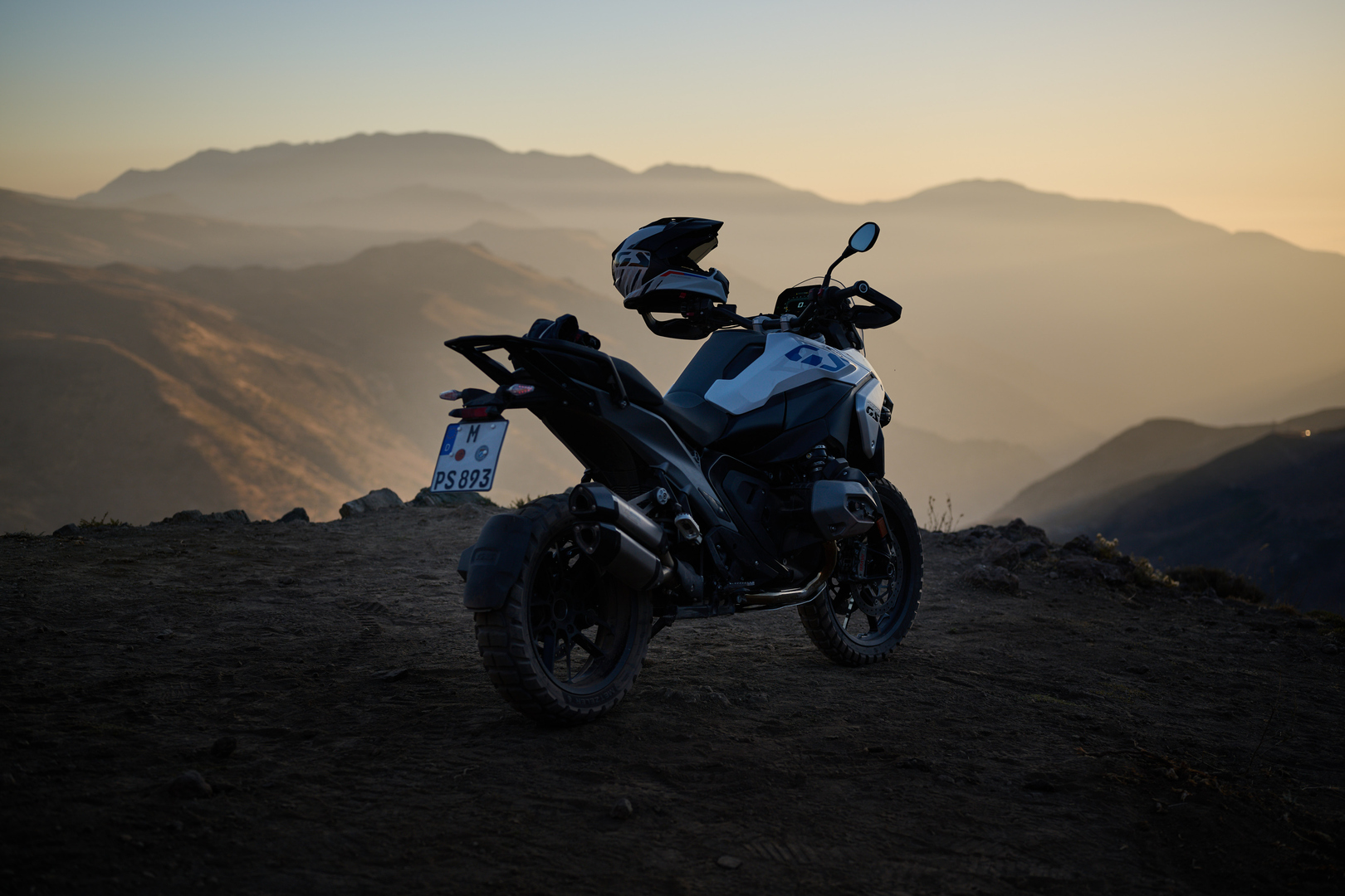 BMW R 1300 GS unveiled — GS Supremacy! - Motoring World