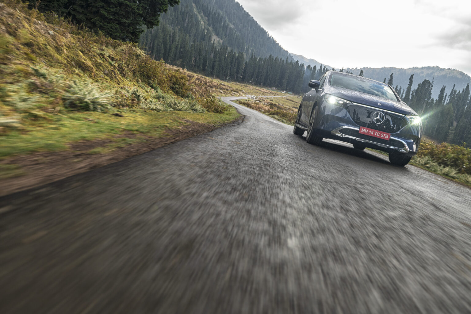 Mercedes-Benz EQE SUV Review — ExQuisitely Electric - Motoring World