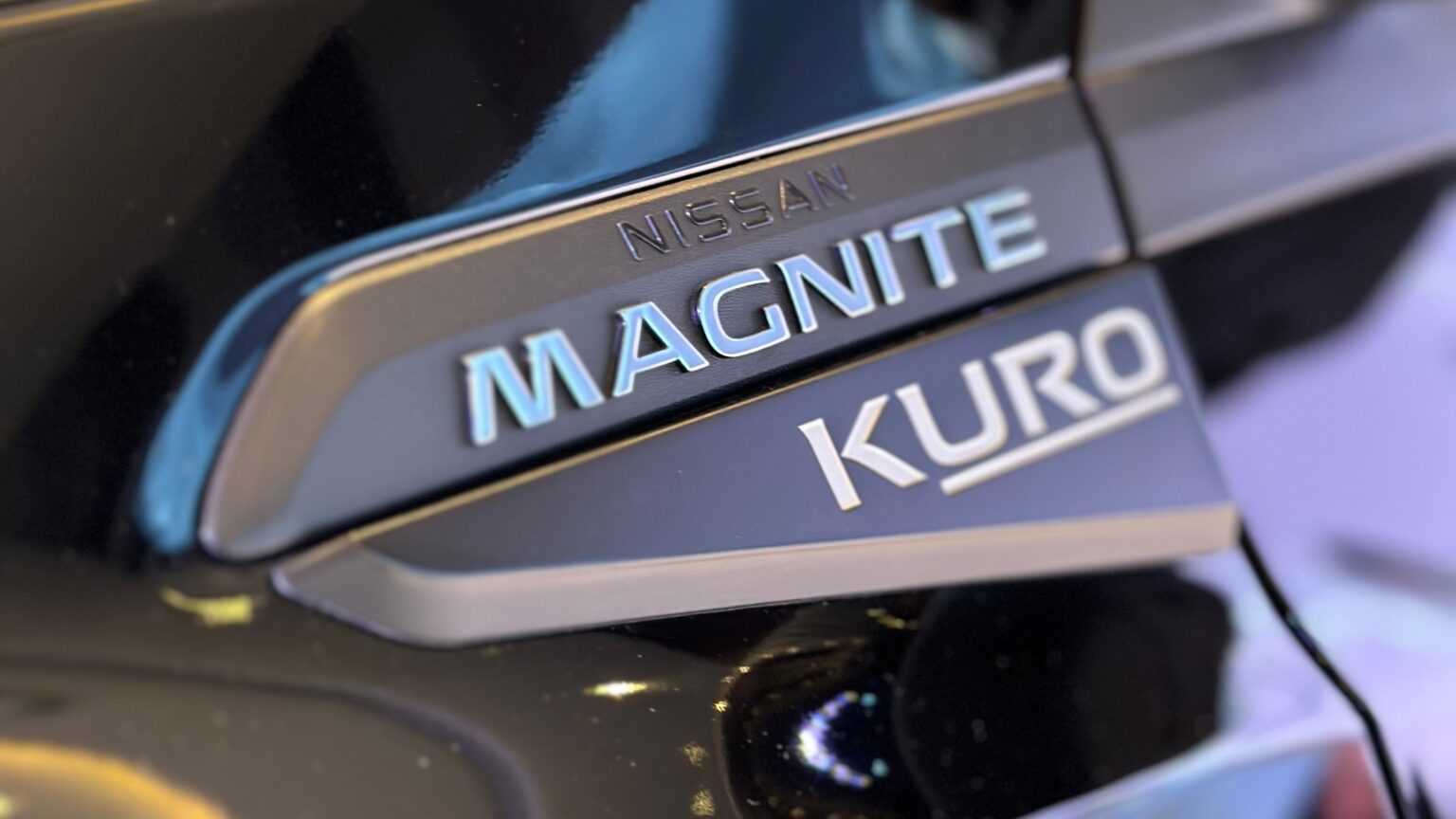 Nissan Unveils Magnite Kuro Edition: Subcompact SUV with a Dark Side! - Motoring World