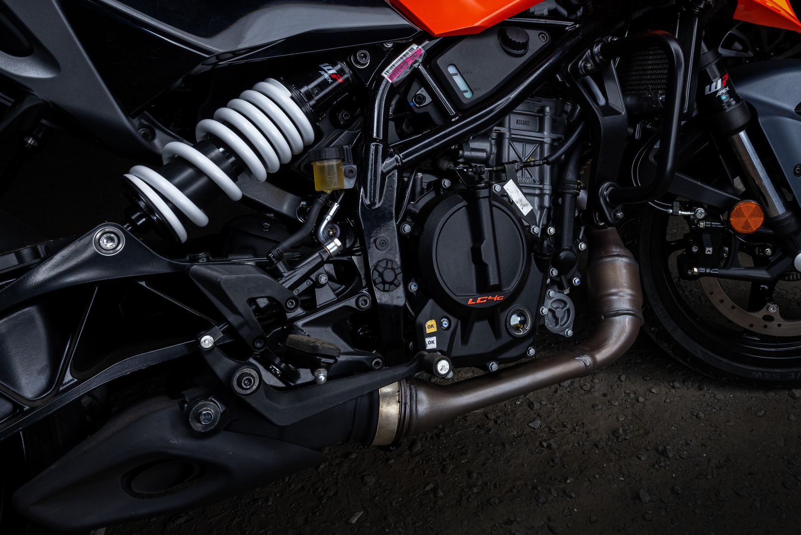 2024 KTM 250 Duke Review: Borderline Bad Boy - Motoring World