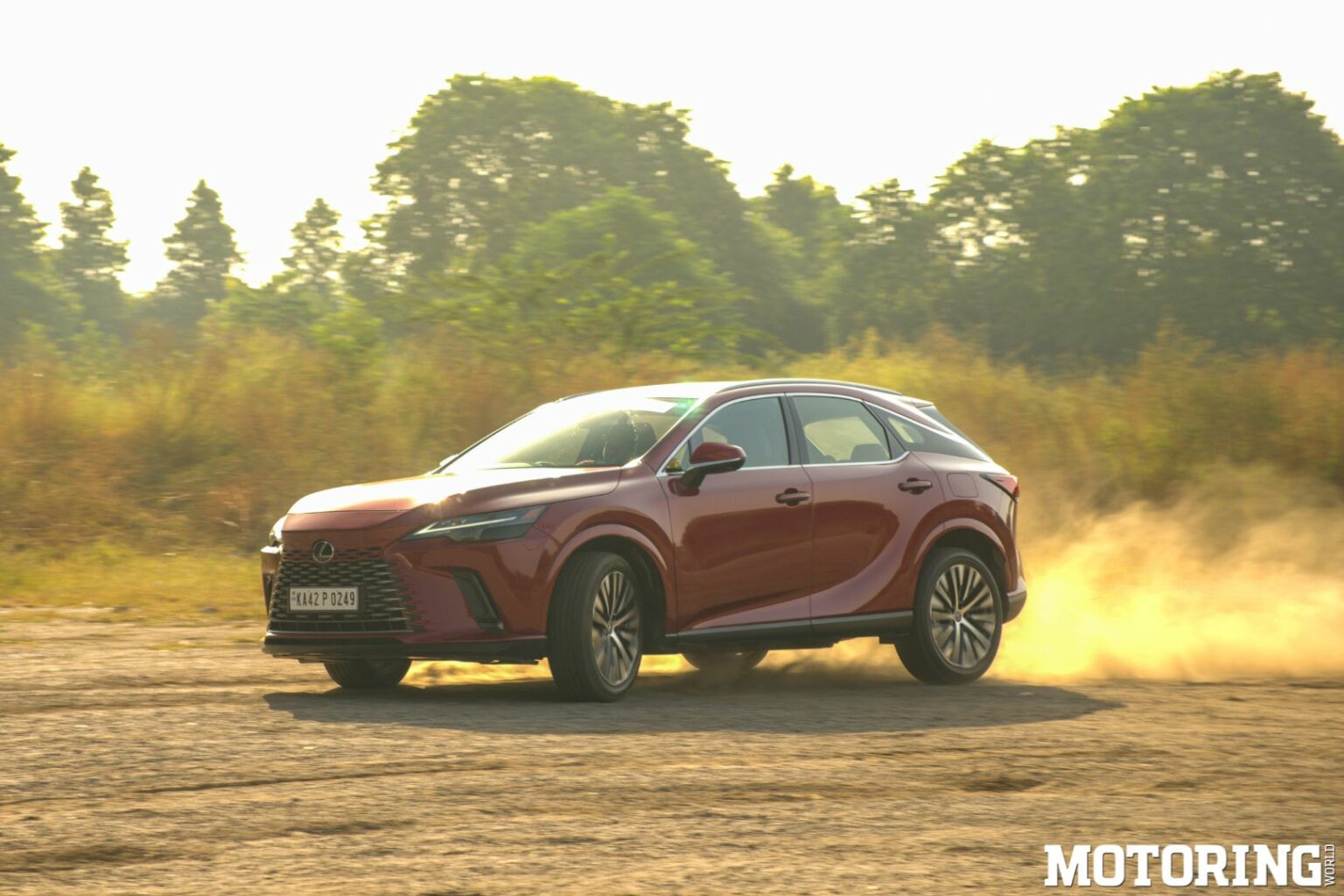 Lexus RX 350h Review — Big, Bold... and a bit bland - Motoring World