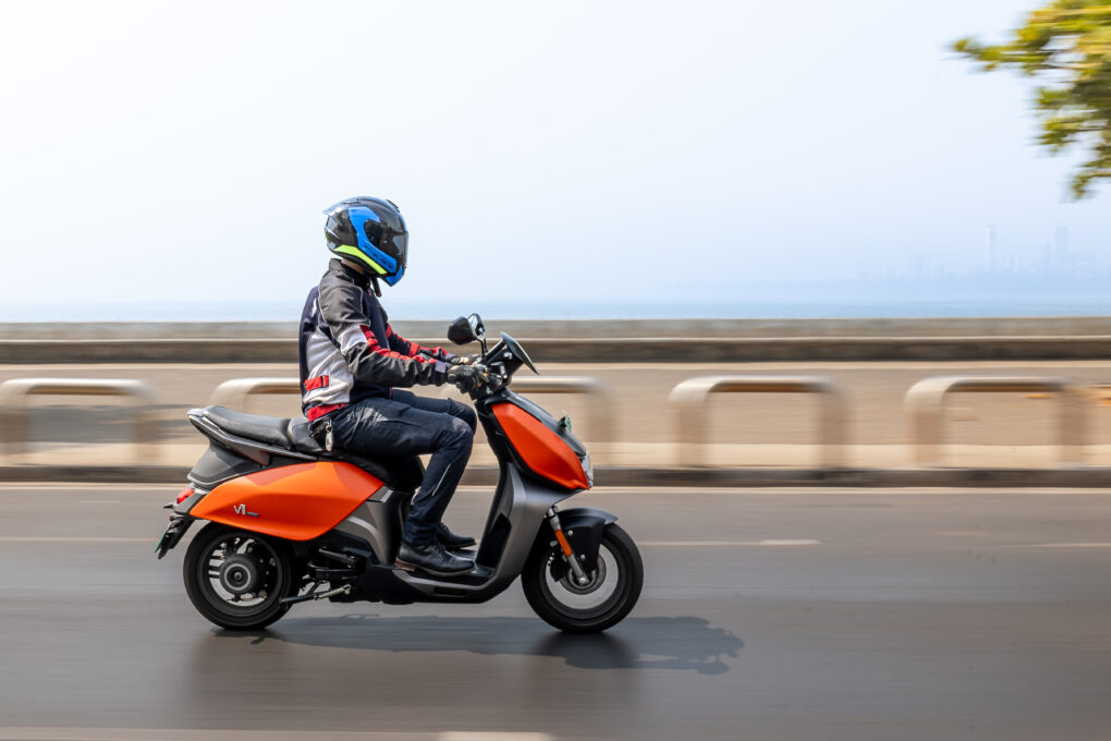 Mumbai Darshan ft. Vida V1 Pro - Motoring World