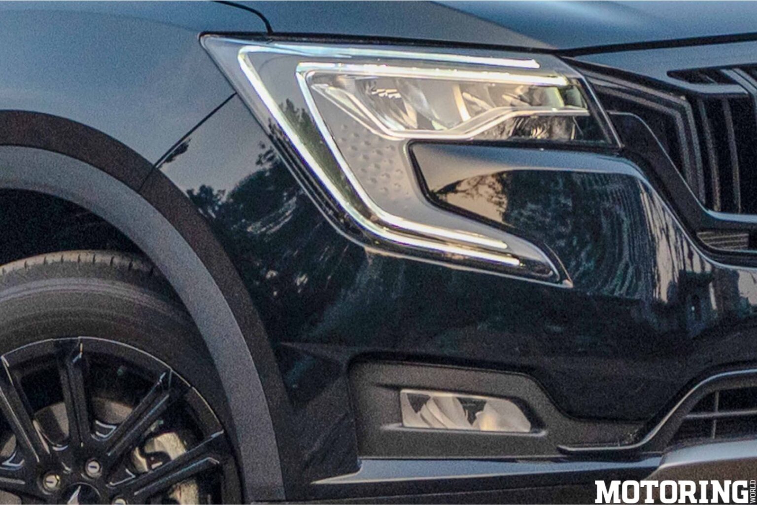 Mahindra XUV700 Black Edition Review - Blacked Out - Motoring World