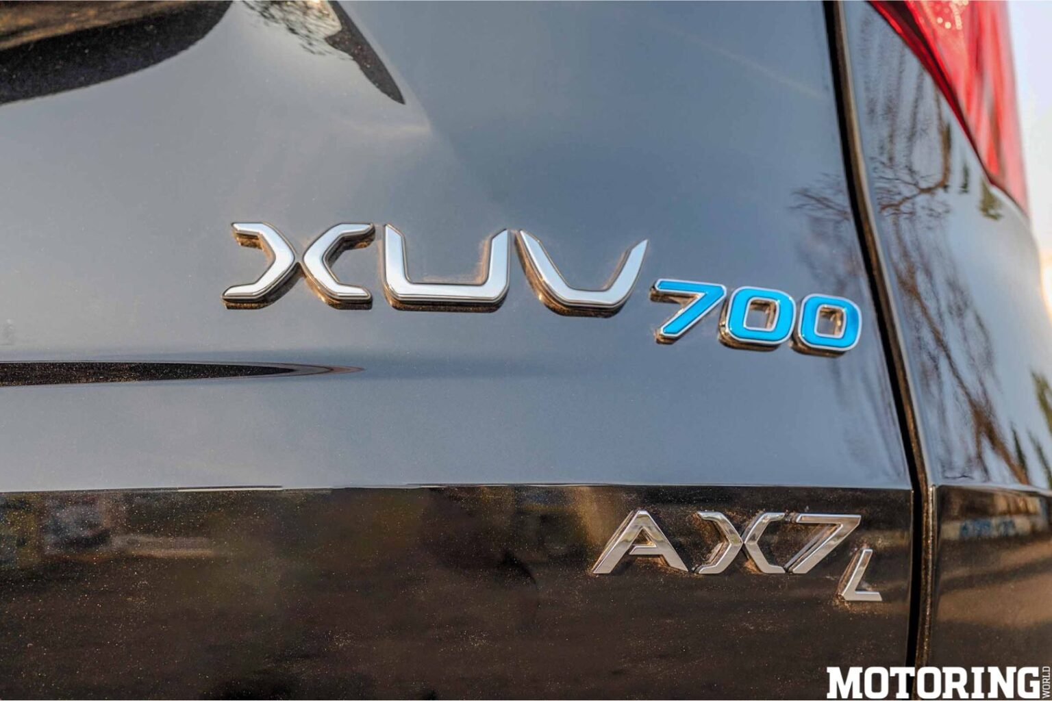 Mahindra XUV700 Black Edition Review - Blacked Out - Motoring World