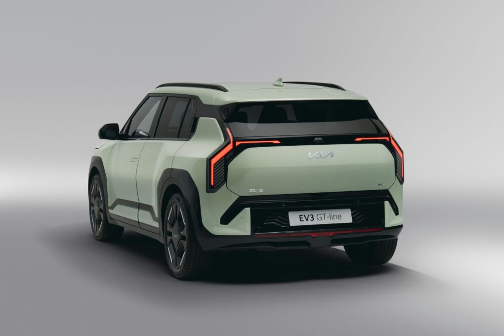 Kia EV3 unveiled globally, gets 600 km range and new AI assistant ...