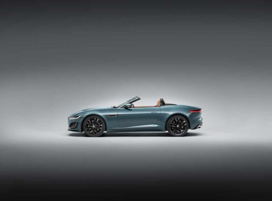 Final Jaguar F-Type Rolls Out Of The Production Line - Motoring World