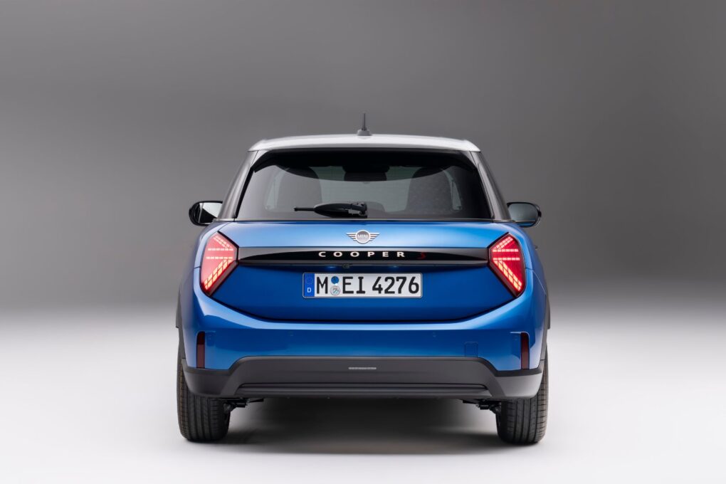 2024 Mini Cooper 5-door unveiled - Motoring World