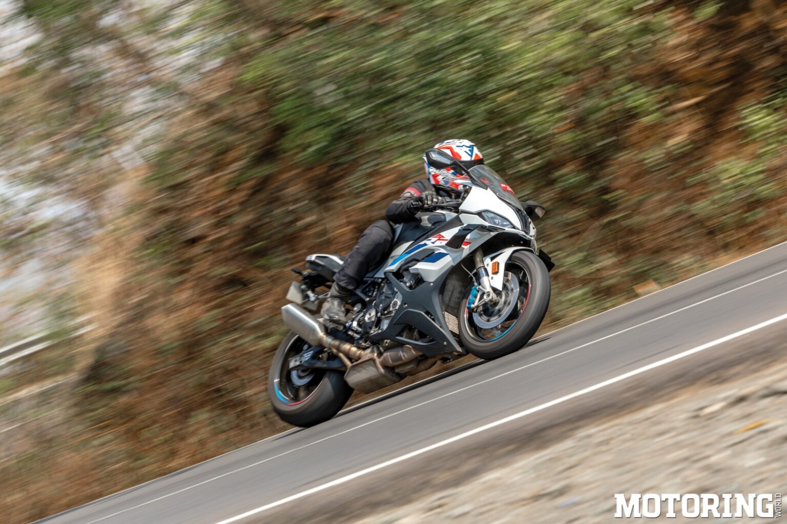 Kawasaki Ninja ZX-6R vs BMW S 1000 RR — May The Fours Be With Us ...