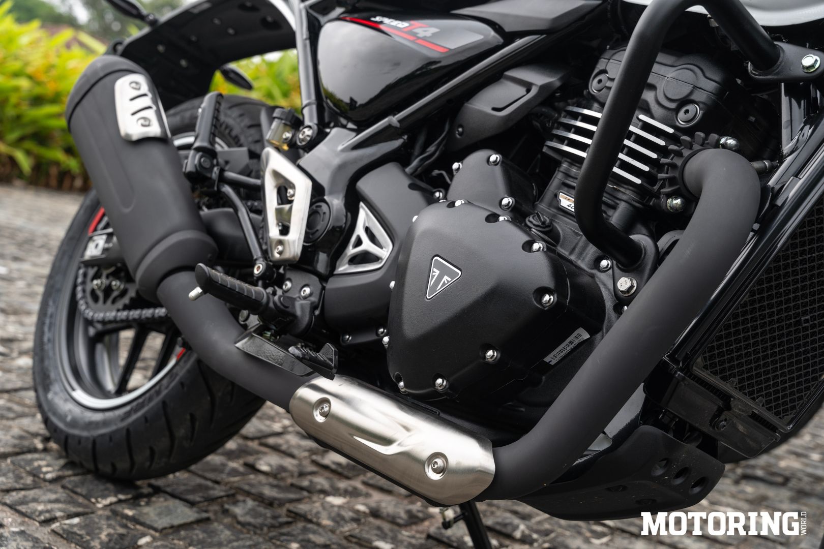 Triumph Speed T4 First Ride Review: Less Is More? - Motoring World