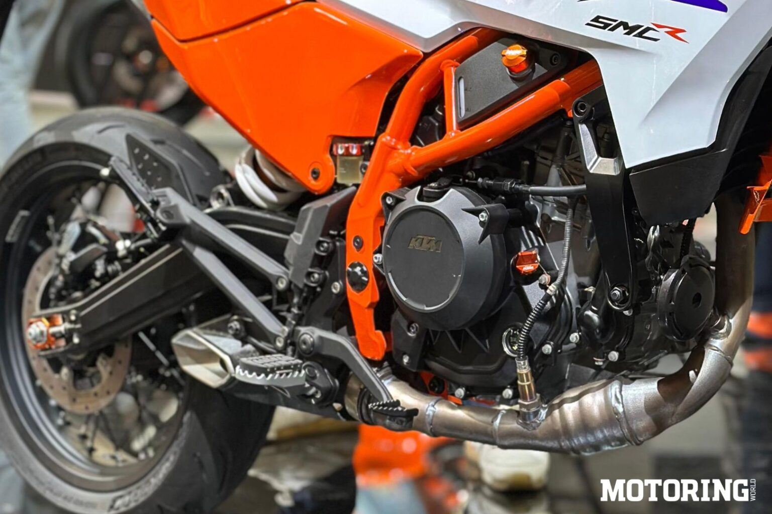 EICMA 2024: KTM unveils the 390 SMC R! - Motoring World