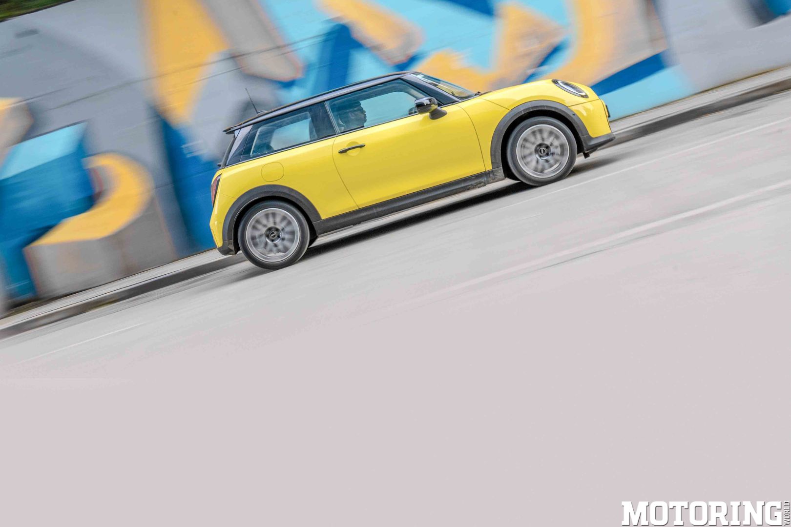 Mini Cooper S: Social Butterfly - Motoring World